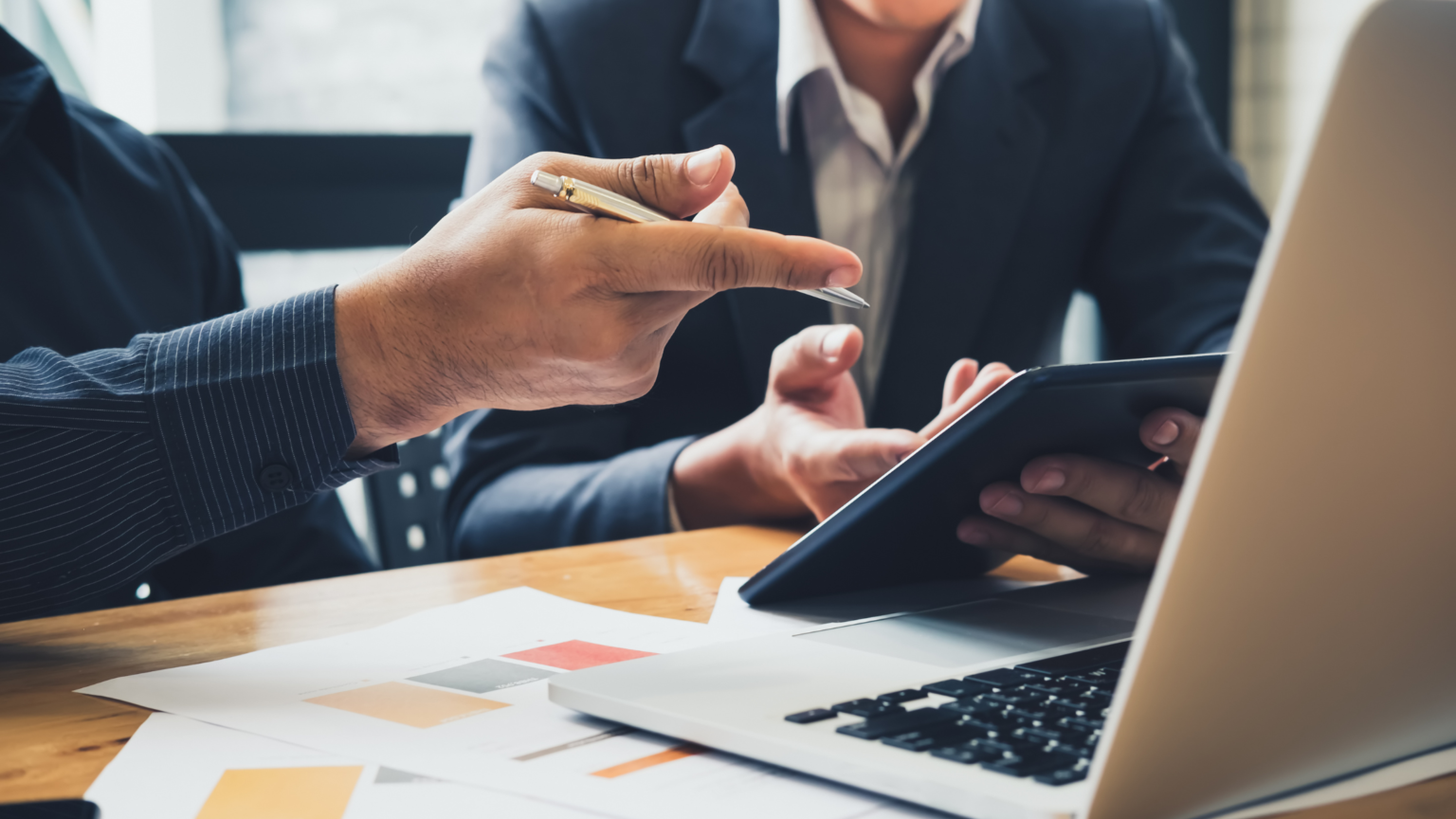 The Edge Software: A Real-World Guide for Independent Jewelers - ARKTOP